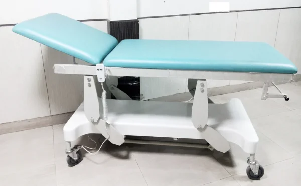 2 Section Treatment Table - riyomeditech