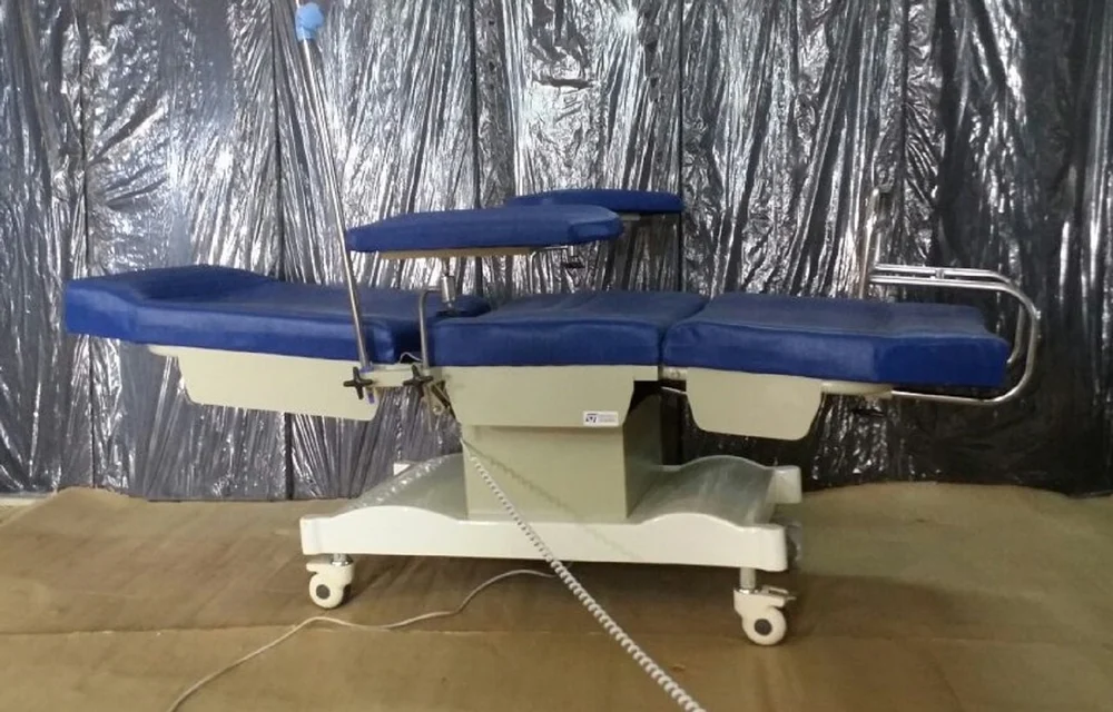 Motorised Treatment Table - riyomeditech